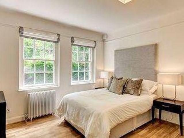 2 Bedrooms Flat for rent in Fulham Court Road, Chelsea, Chelsea SW3
