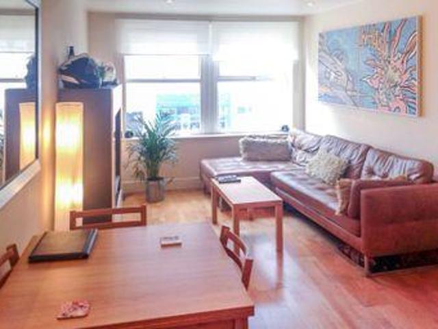 2 Bedrooms Flat for rent in Fulham High Street, Fulham SW6