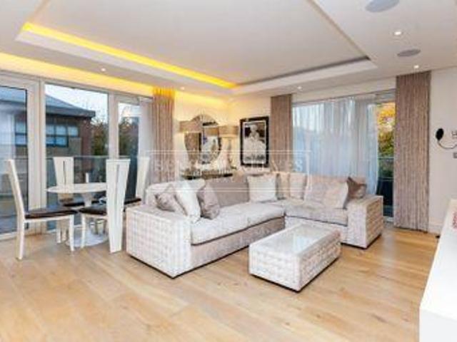 2 Bedrooms Flat for rent in Fulham Reach, Hammersmith W6