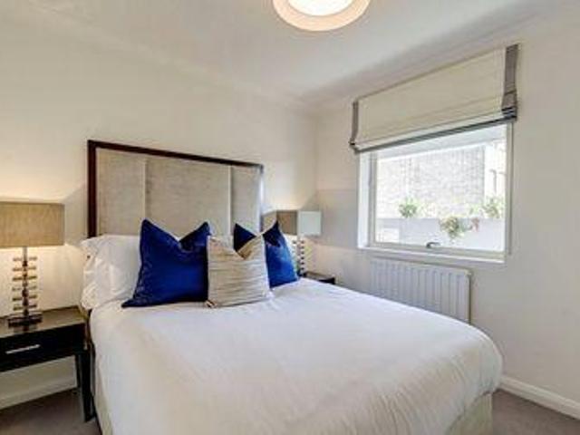 2 Bedrooms Flat for rent in Fulham Road, Chelsea7 SW3