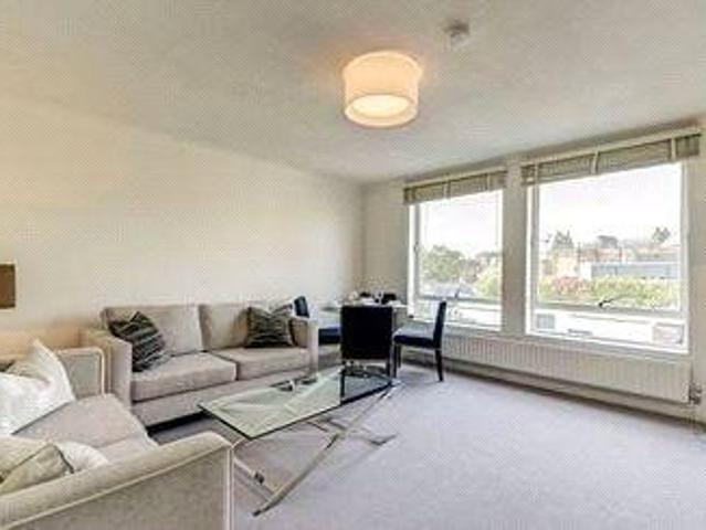 2 Bedrooms Flat for rent in Fulham Road, Chelsea, London SW3