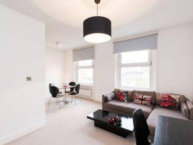 2 Bedrooms Flat for rent in Fulham Road, Chelsea SW10