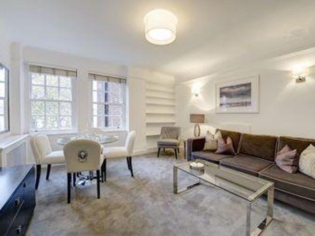 2 Bedrooms Flat for rent in Fulham Road, London SW3
