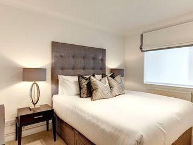 2 Bedrooms Flat for rent in Fulham Road, London SW3
