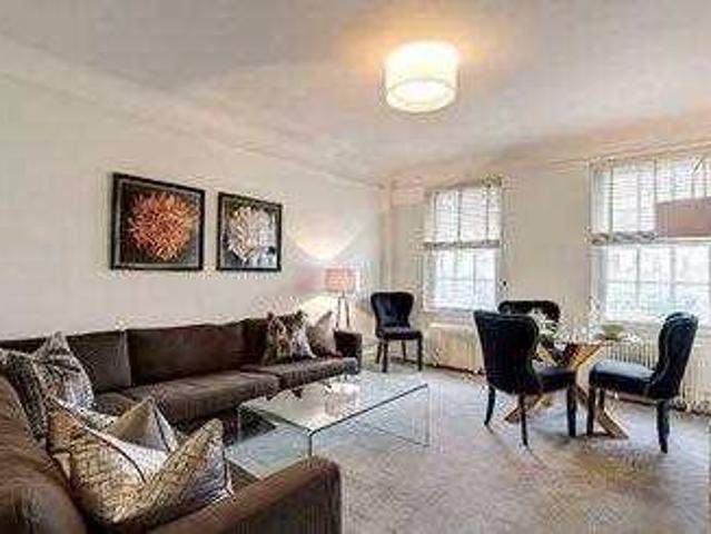 2 Bedrooms Flat for rent in Fulham Road, London SW3