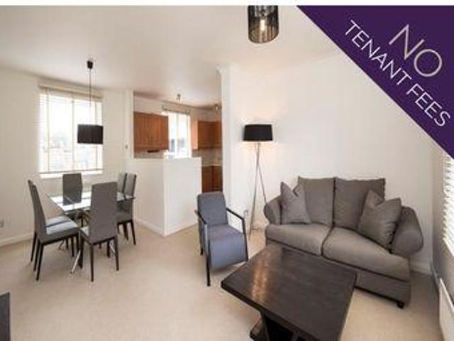 2 Bedrooms Flat for rent in Fulham Road, London SW3