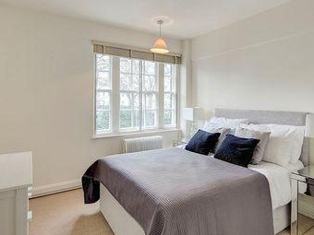 2 Bedrooms Flat for rent in Fulham Road, London SW3