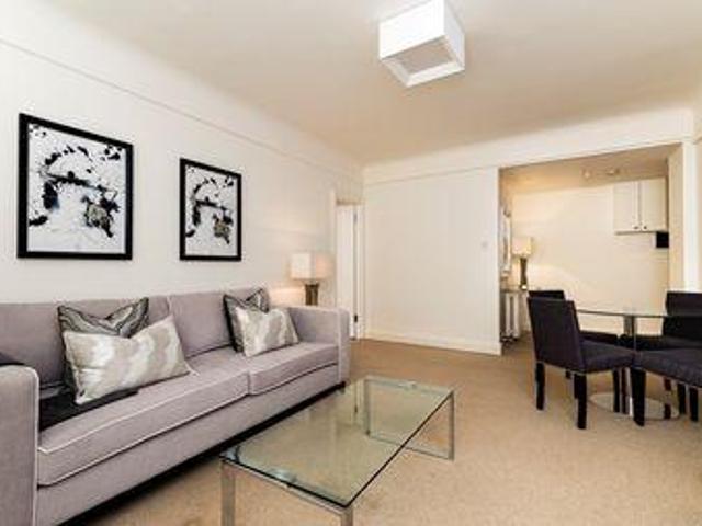 2 Bedrooms Flat for rent in Fulham Road, London SW3
