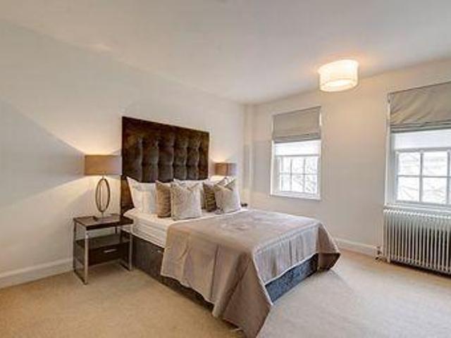 2 Bedrooms Flat for rent in Fulham Road, London SW3