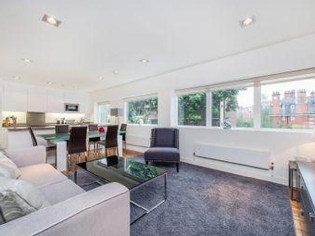 2 Bedrooms Flat for rent in Fulham Road, London SW3