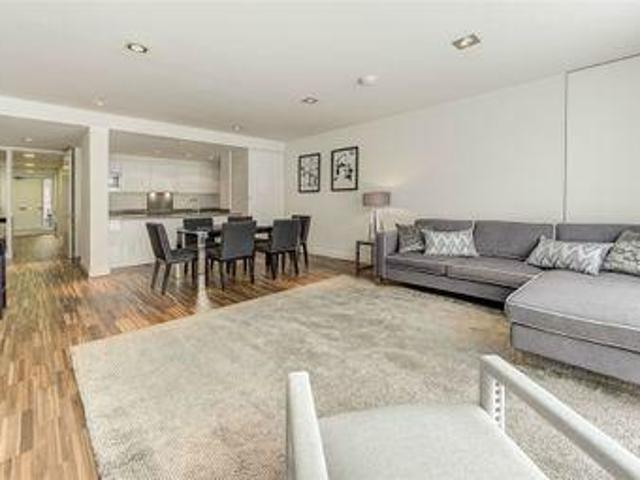 2 Bedrooms Flat for rent in Fulham Road, London SW3