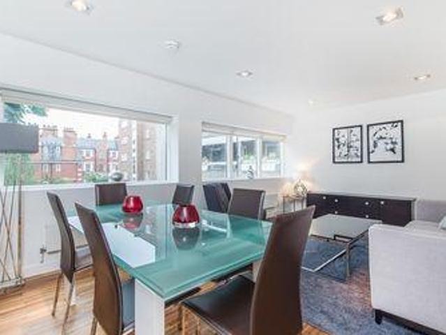 2 Bedrooms Flat for rent in Fulham Road, London SW3