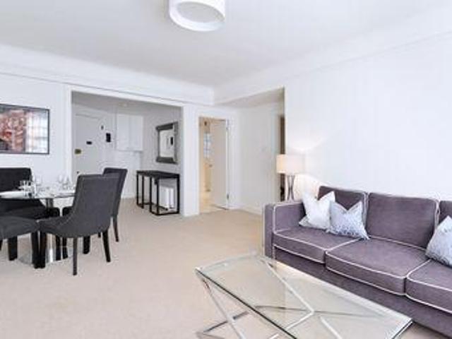 2 Bedrooms Flat for rent in Fulham Road, London SW3
