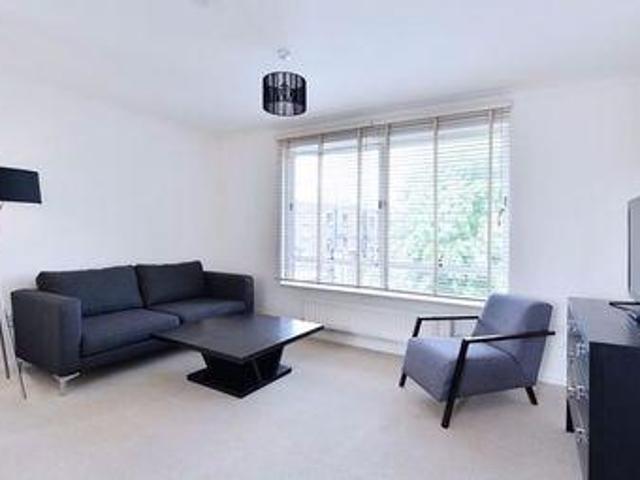 2 Bedrooms Flat for rent in Fulham Road, London SW3