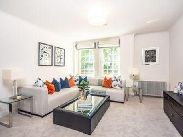 2 Bedrooms Flat for rent in Fulham Road, London SW3