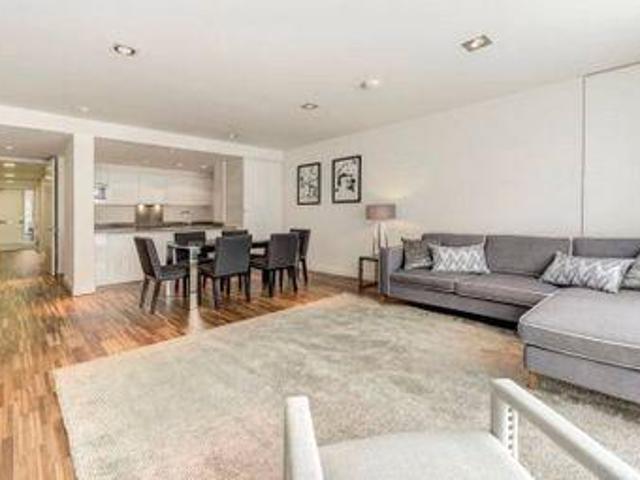 2 Bedrooms Flat for rent in Fulham Road, London SW3