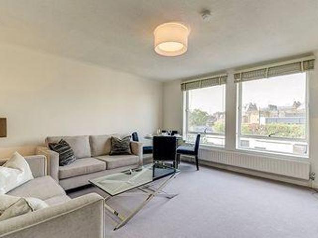 2 Bedrooms Flat for rent in Fulham Road, London SW3