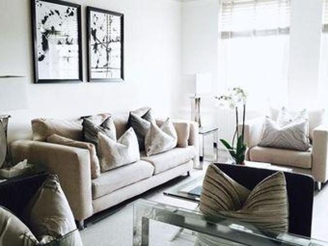 2 Bedrooms Flat for rent in Fulham Road, London SW3