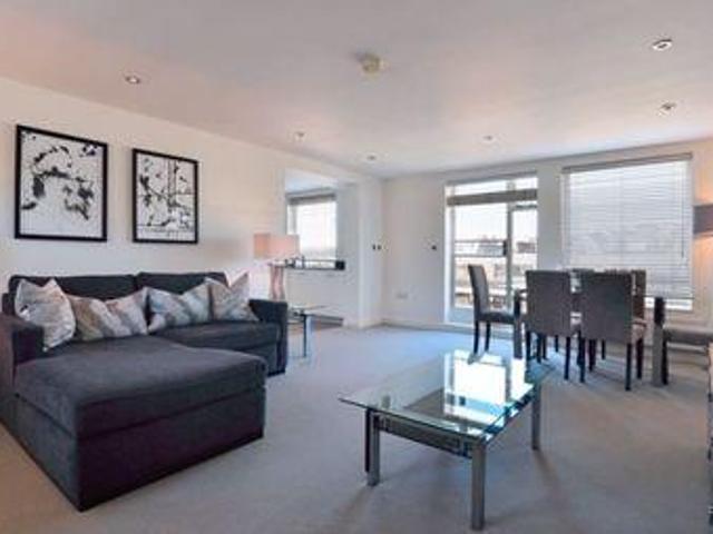 2 Bedrooms Flat for rent in Fulham Road, London SW3