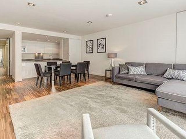 2 Bedrooms Flat for rent in Fulham Road, London SW3