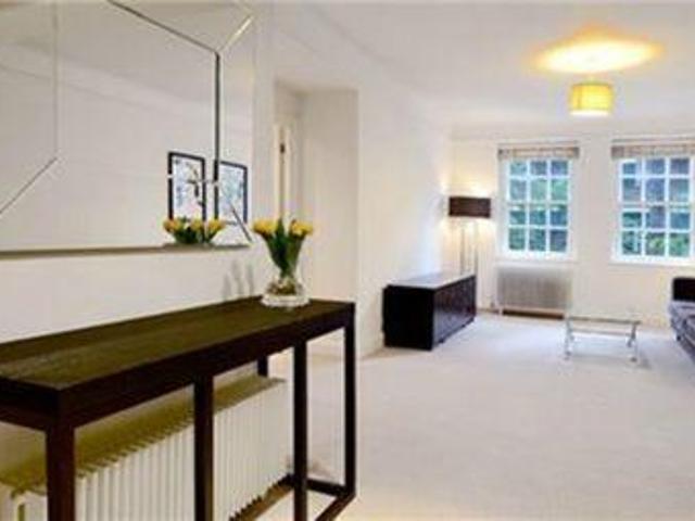 2 Bedrooms Flat for rent in Fulham Road, South Kensington, London SW3