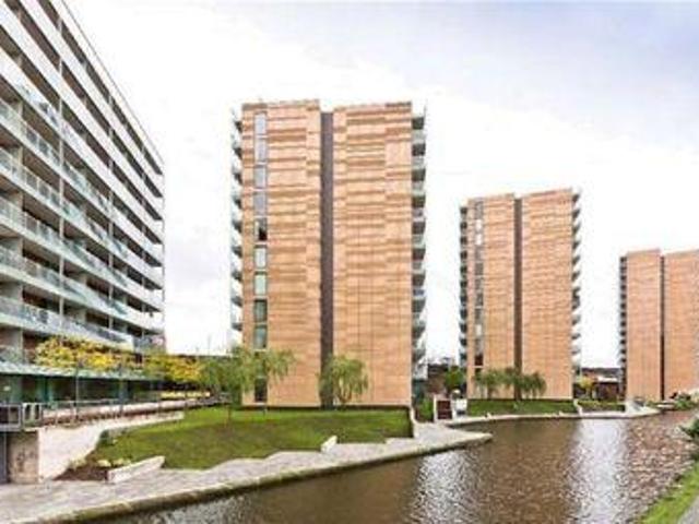 2 Bedrooms Flat for rent in Kelso Place, Manchester M15