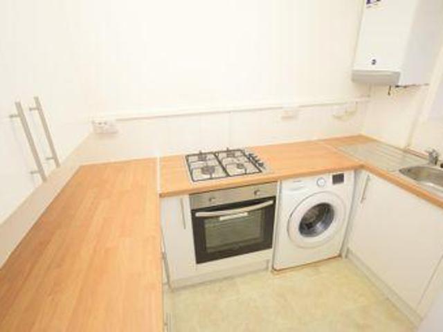 2 Bedrooms Flat for rent in Kennington Oval, London SE11