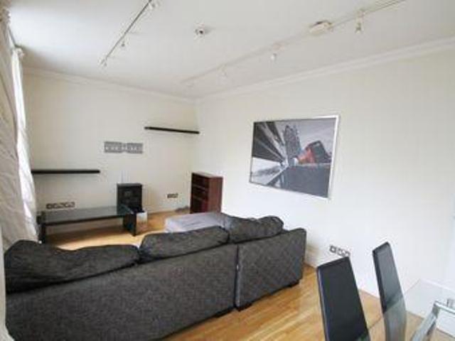 2 Bedrooms Flat for rent in Kennington Oval, Vauxhall SE11