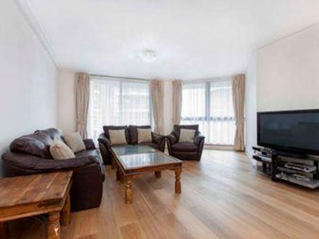2 Bedrooms Flat for rent in Kensington West, Blythe Road, London W14