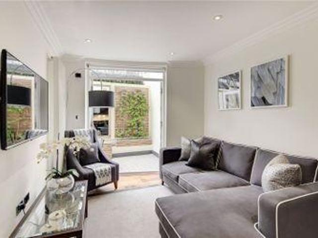 2 Bedrooms Flat for rent in Kensington Garden Square, Bayswater, London W2