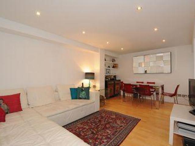 2 Bedrooms Flat for rent in Kensington Gardens Square, London W2