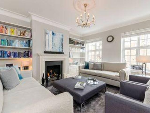 2 Bedrooms Flat for rent in Kensington High Street, High Street Kensington W8
