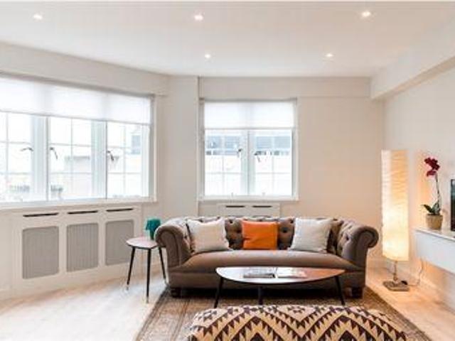 2 Bedrooms Flat for rent in Kensington High Street, London W8