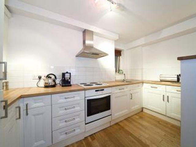 2 Bedrooms Flat for rent in Kentish Town Road, Kentish Town NW5