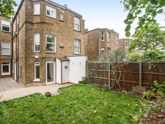 2 Bedrooms Flat for rent in Keslake Road, Queens Park, London NW6