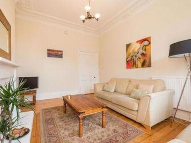 2 Bedrooms Flat for rent in Khyber Road, London SW11
