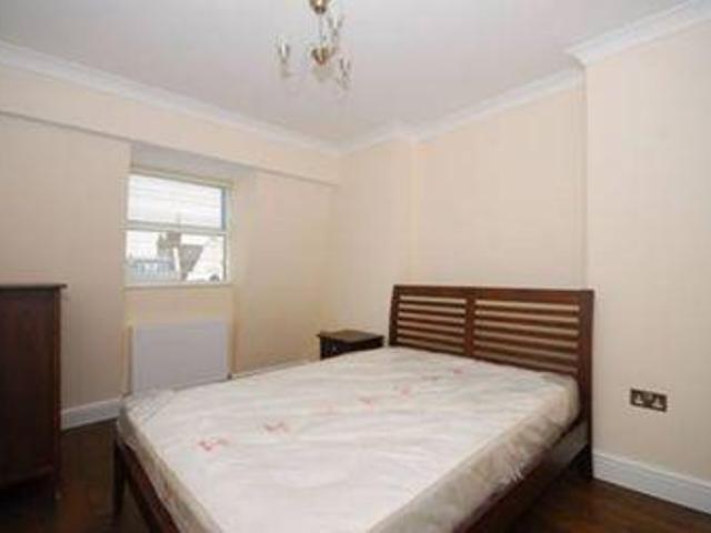 2 Bedrooms Flat for rent in Kilburn High Road, London, Zone 2 NW6