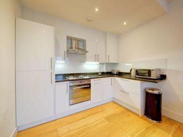 2 Bedrooms Flat for rent in Kimbell Gardens, Fulham, London SW6