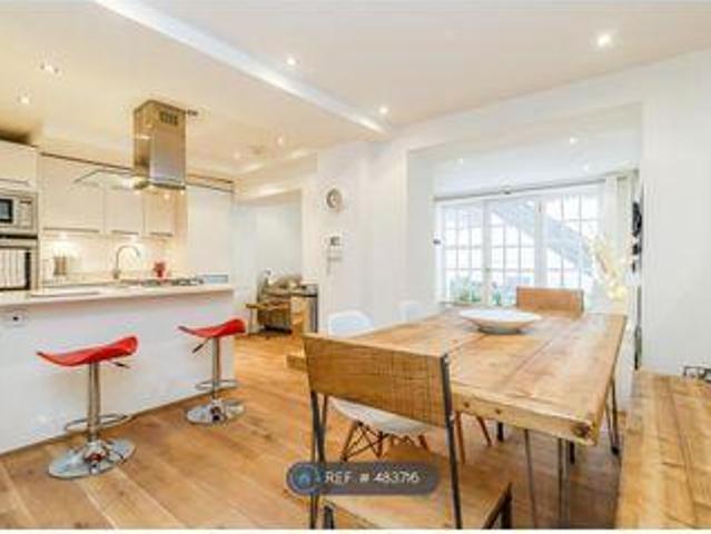 2 Bedrooms Flat for rent in King William Walk, Greenwich SE10