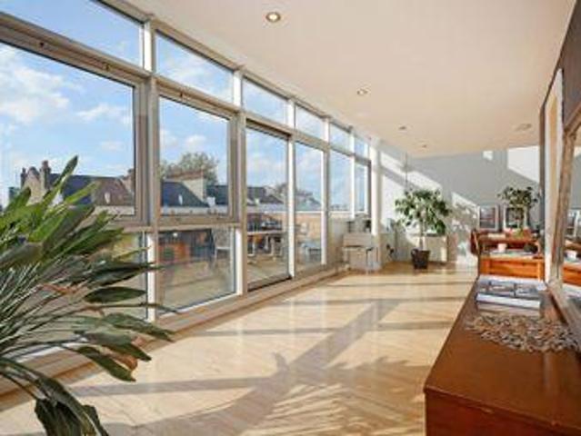 2 Bedrooms Flat for rent in King Edward´s Road, London Fields E9