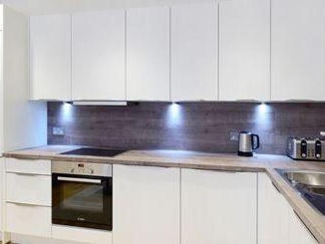 2 Bedrooms Flat for rent in King Street, London W6