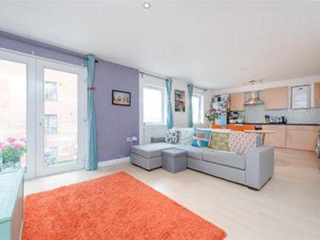 2 Bedrooms Flat for rent in Kingisholt Court, Wellington Road, London NW10