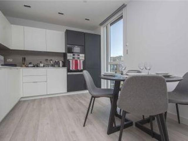2 Bedrooms Flat for rent in Kingly Building, 18 Woodberry Down, London N4