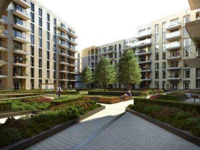 2 Bedrooms Flat for rent in Kingston Hill, Kingston Upon Thames KT2