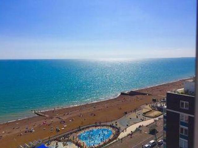 2 Bedrooms Flat for rent in Kings Road, Brighton, East Sussex BN1