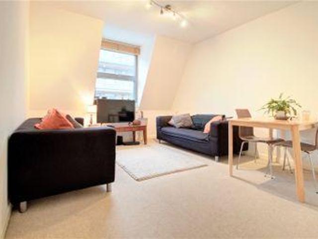 2 Bedrooms Flat for rent in Kingsland Green, Dalston, London E8