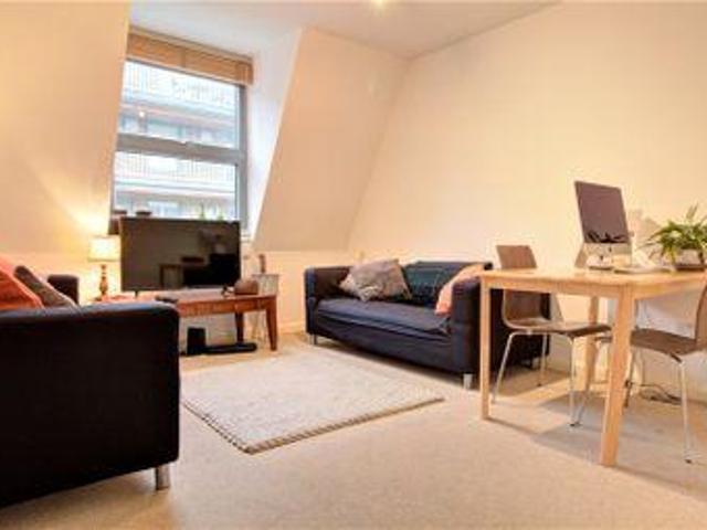 2 Bedrooms Flat for rent in Kingsland Green, Dalston, London E8