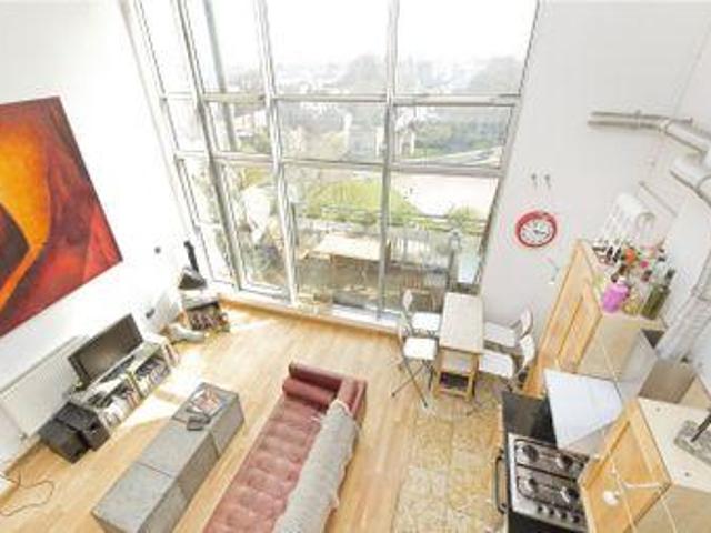 2 Bedrooms Flat for rent in Kingsland Road, Hackney E8
