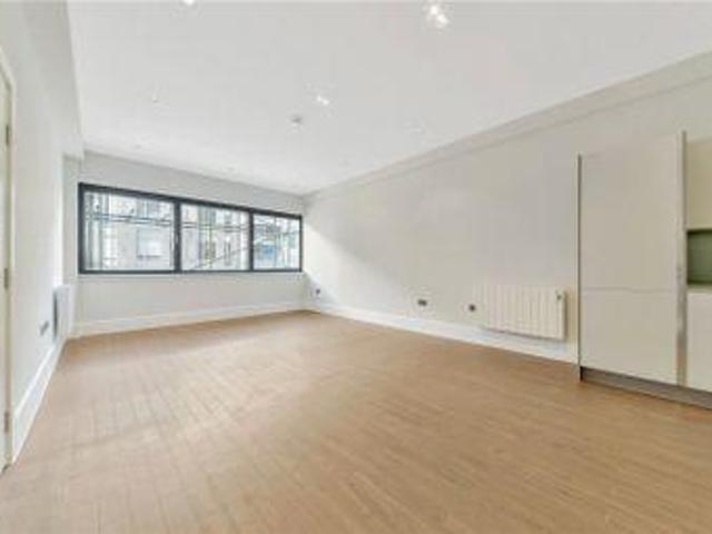 2 Bedrooms Flat for rent in Kingsland Road, London E8
