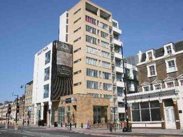 2 Bedrooms Flat for rent in Kingsland Road, London E8